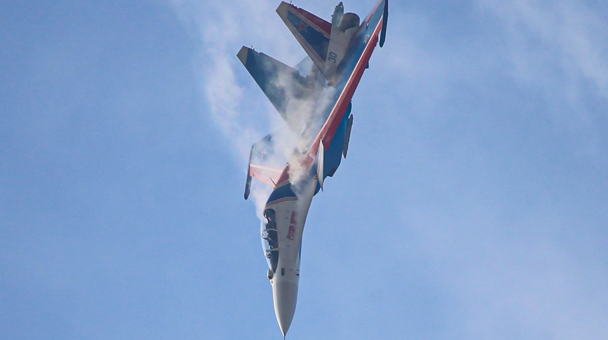 Russian Su-30 fighter jet crashed in Karelia: crew killed | Ukrainska ...