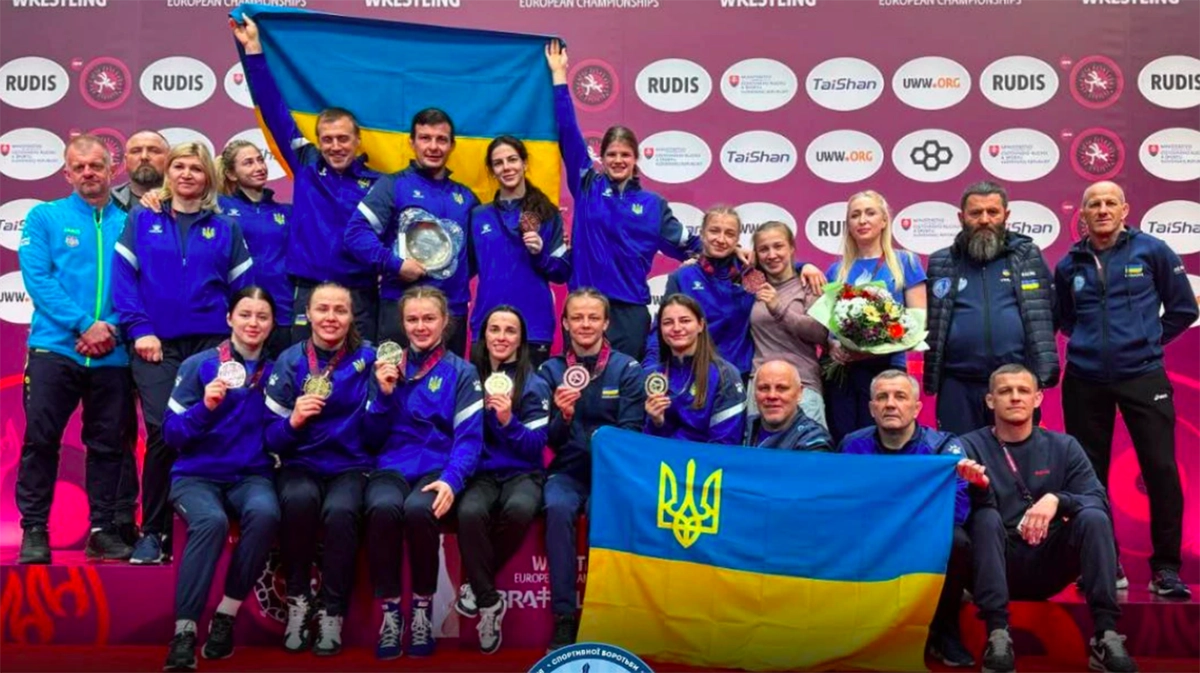Ukrainian women's team wins team event at 2025 European Wrestling ...