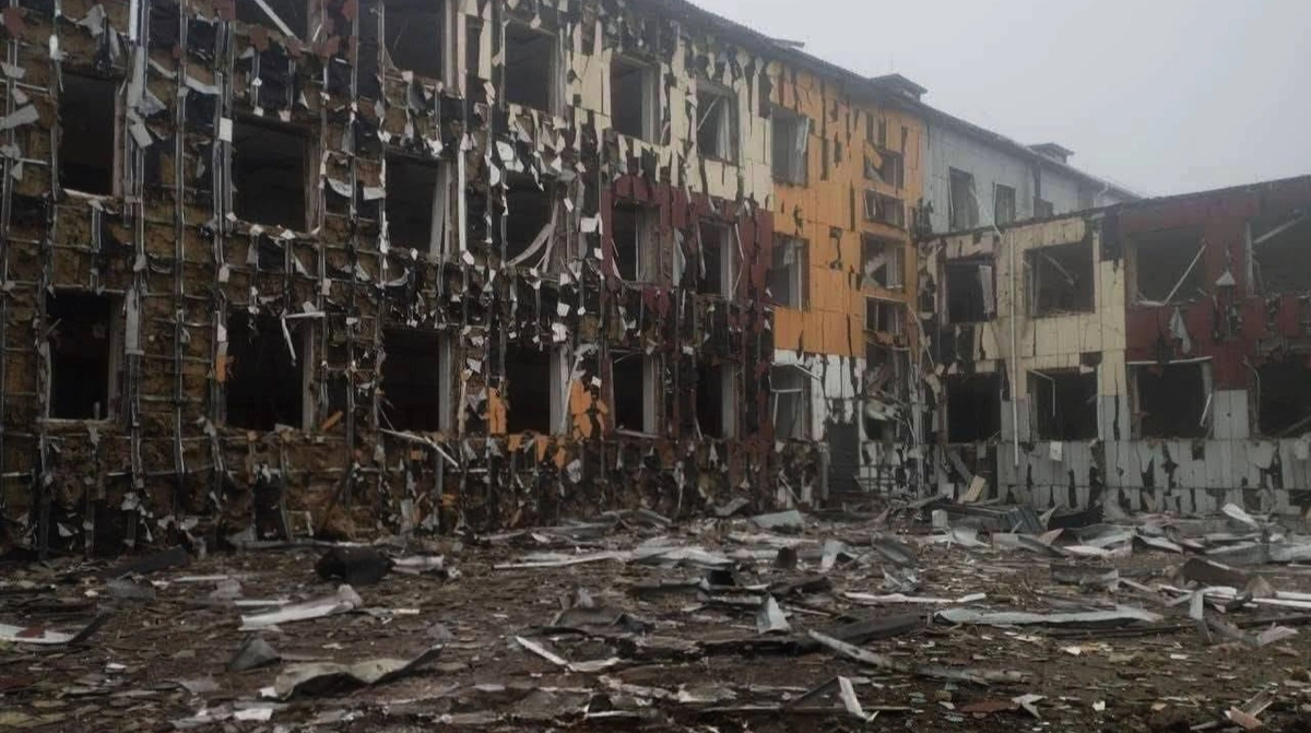 Russian forces destroy school in Dnipropetrovsk Oblast – photos ...