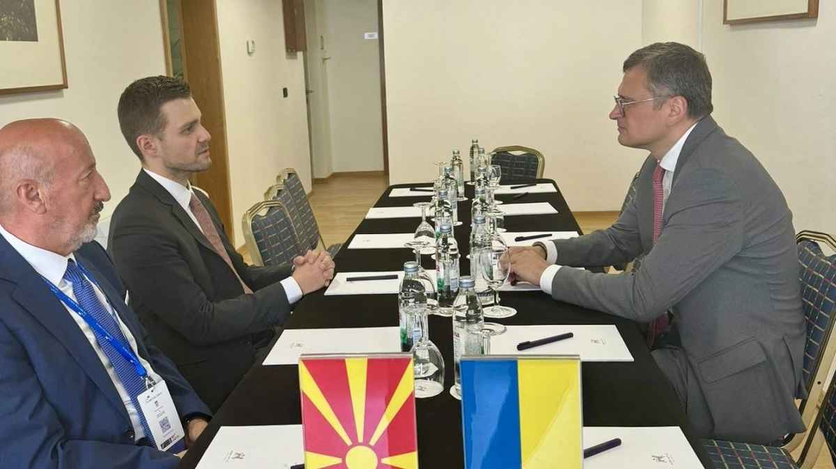 Another security agreement: Ukraine's foreign minister holds talks in ...