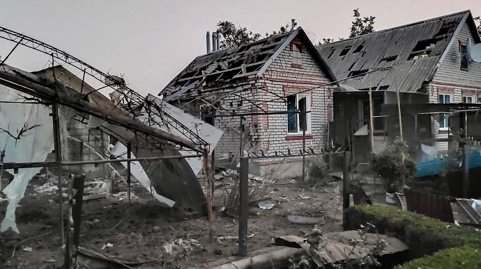 Russia uses artillery and MLRS to attack Dnipropetrovsk Oblast, killing a woman | Ukrainska Pravda