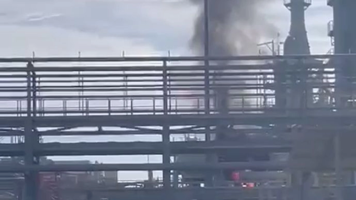 Explosion and fire occur at Ilsky Oil Refinery in Russia for second day ...