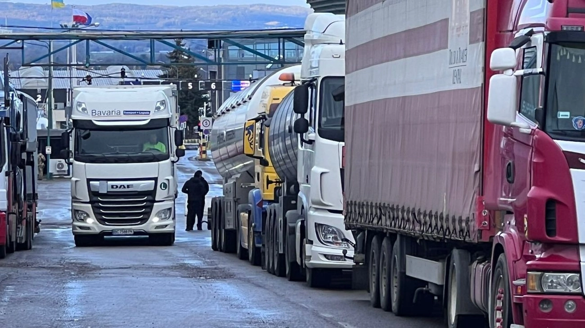 Zelenskyy on Polish border blockade: We've built several routes to ...