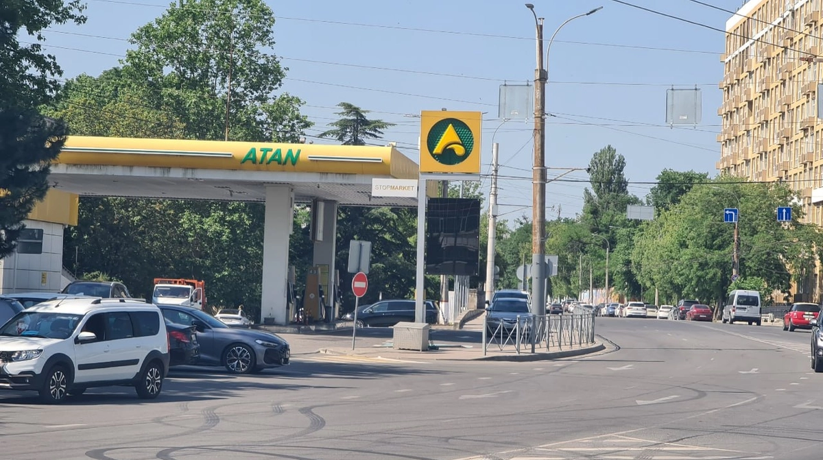 Petrol stations closing en masse in Crimea | Ukrainska Pravda
