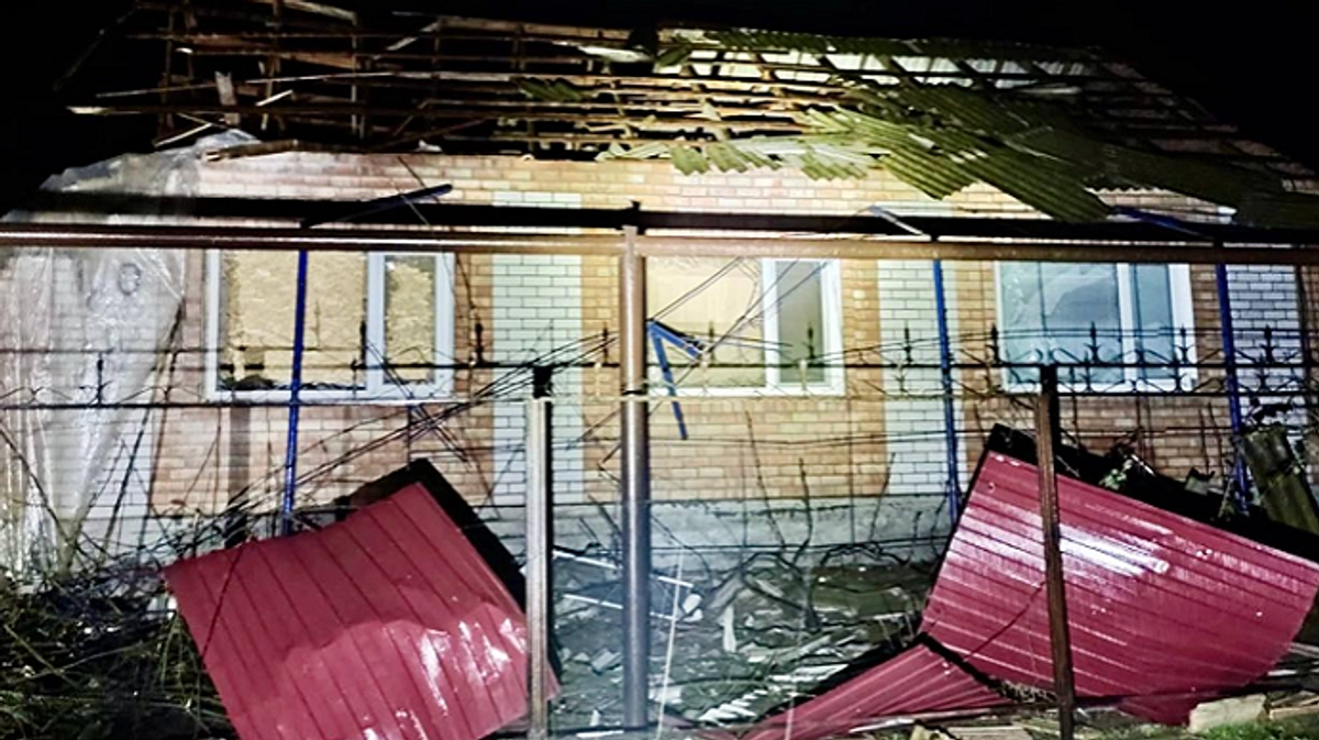 Russian forces shower Nikopol district using Grads overnight, damaging ...