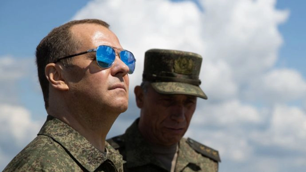 Medvedev threatens nuclear weapons in case of success of Ukraine's ...