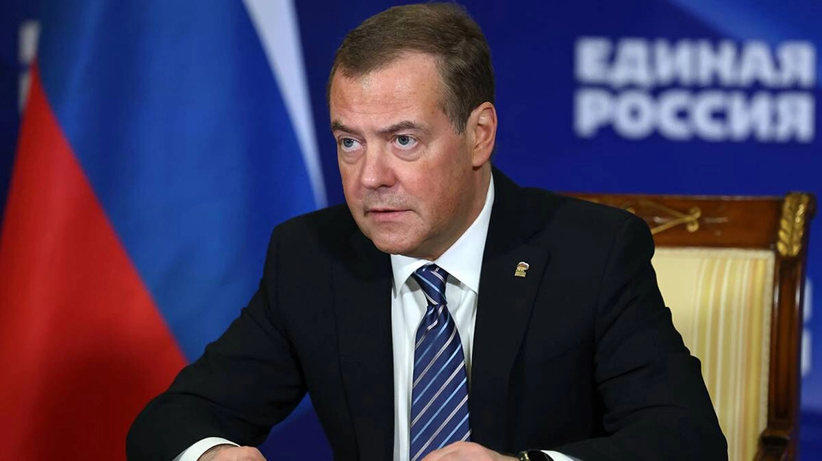 Medvedev threatens retaliation for Ukrainian military actions in Kursk ...