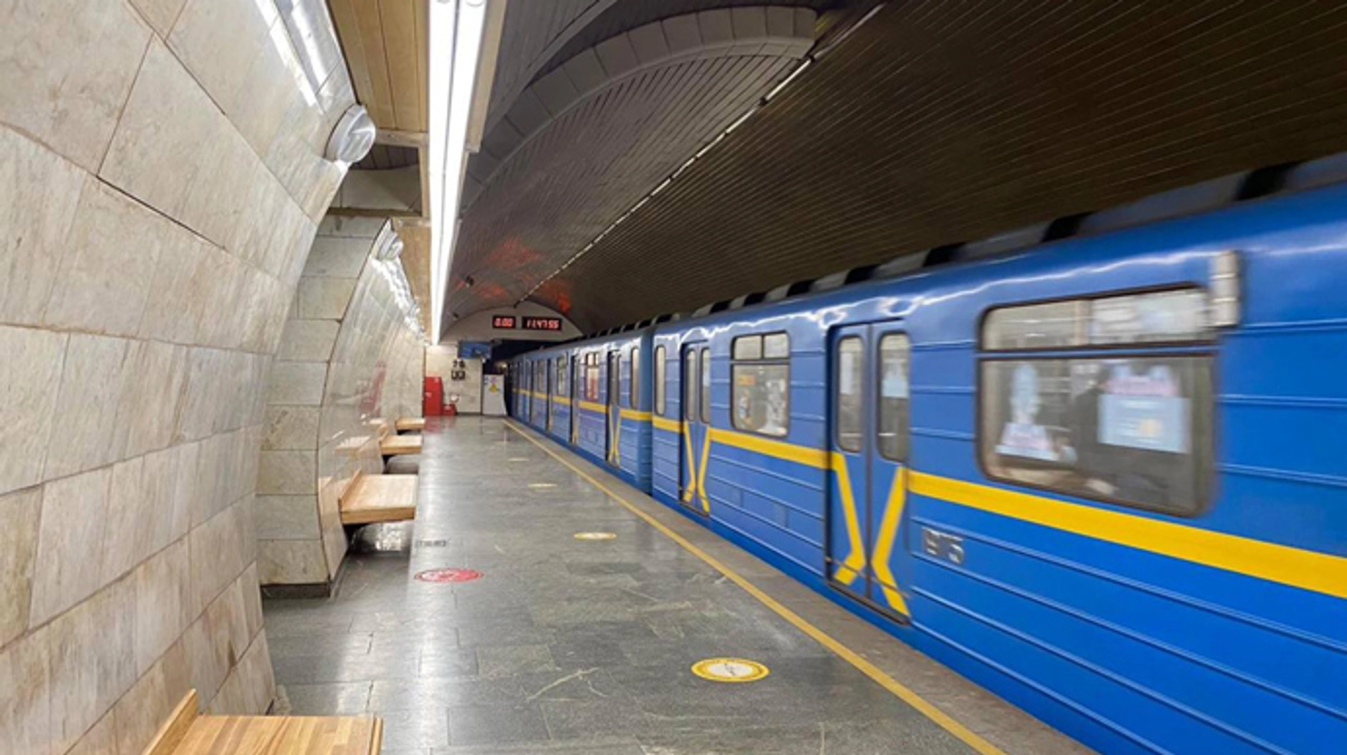 Several metro stations closed in Kyiv due to missile wreckage ...
