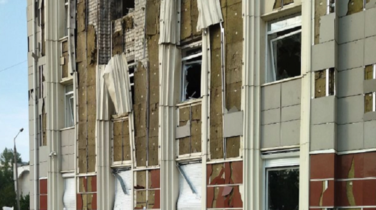 Russians fire at Enerhodar, town council building damaged | Ukrainska ...