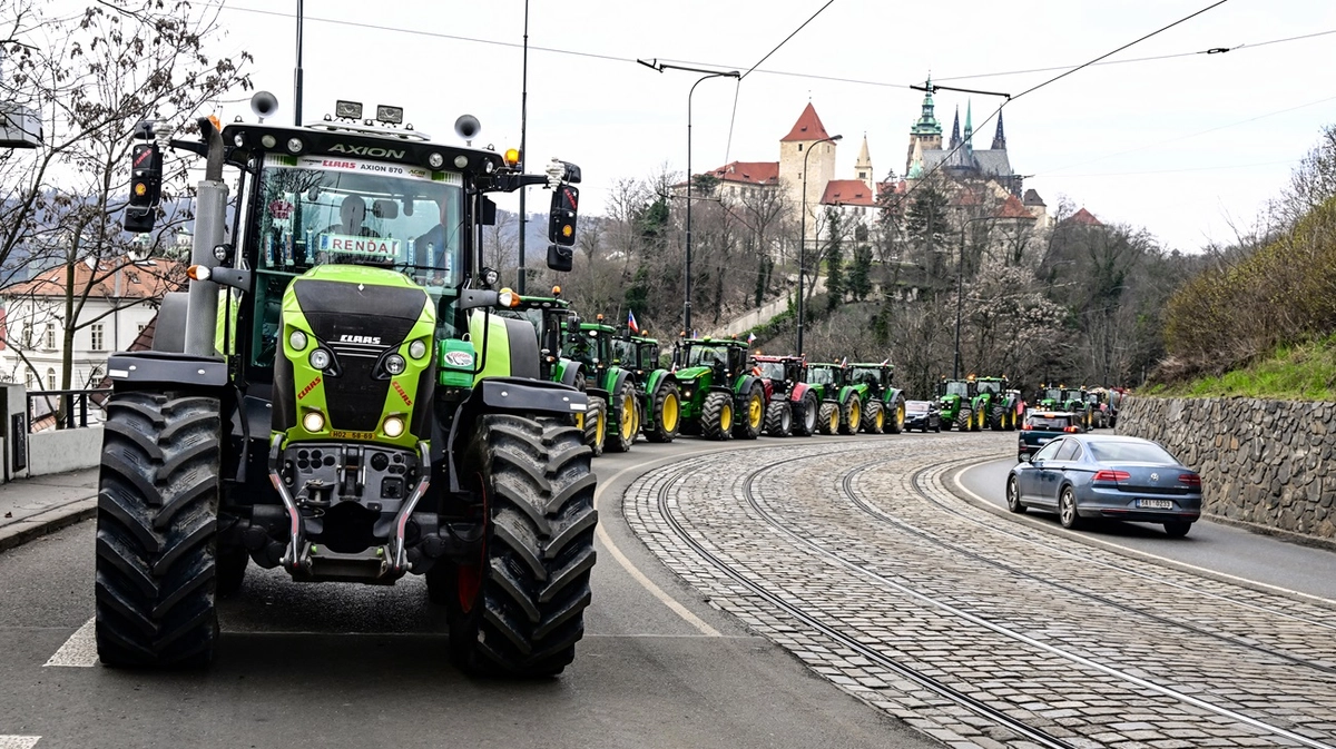 Czech MEP seeks to disrupt extension of free trade with Ukraine ...
