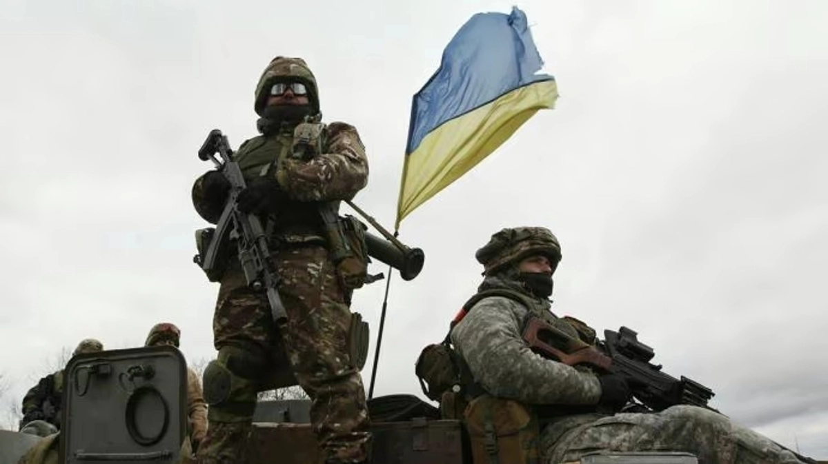 Armed Forces are Ukraine's most trusted institution, while president ...