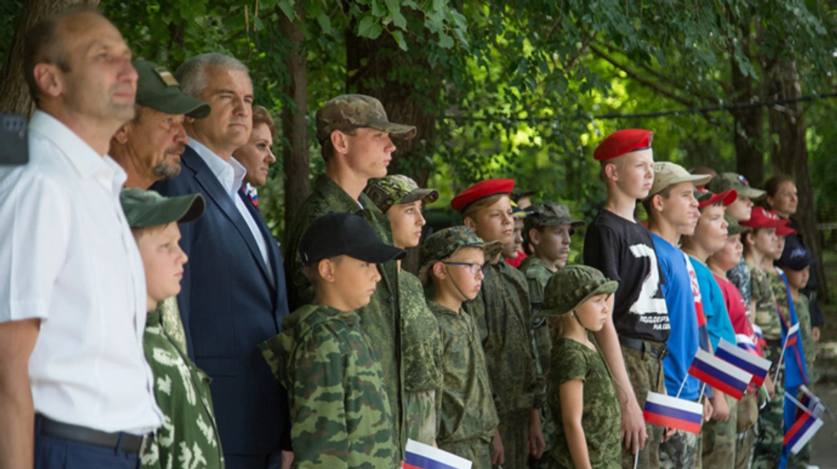 Occupiers urge schoolchildren in Crimea to join Russian army on 1 ...