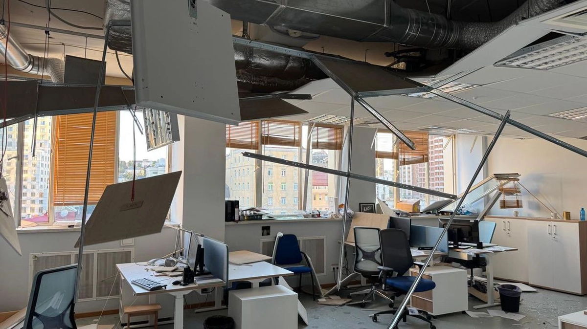 Russian large-scale attack on Kyiv damages building operated by EU ...