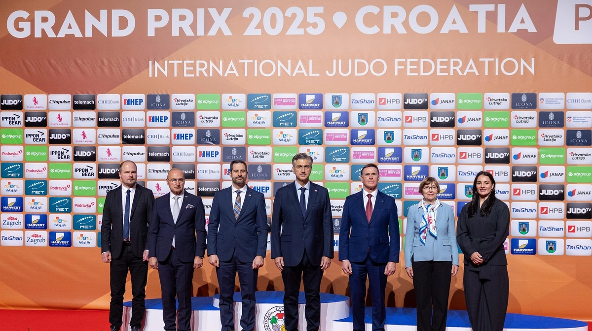 International Judo Federation allows Russians to compete under own flag ...