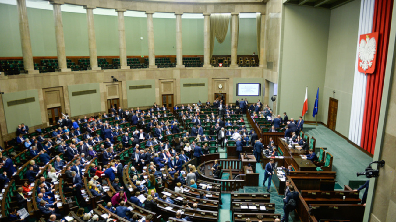 Polish Sejm passes resolution imposing sanctions on agricultural ...