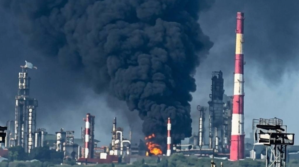 Ukrainian deep-strike drones hit Russia's Syzran oil refinery ...