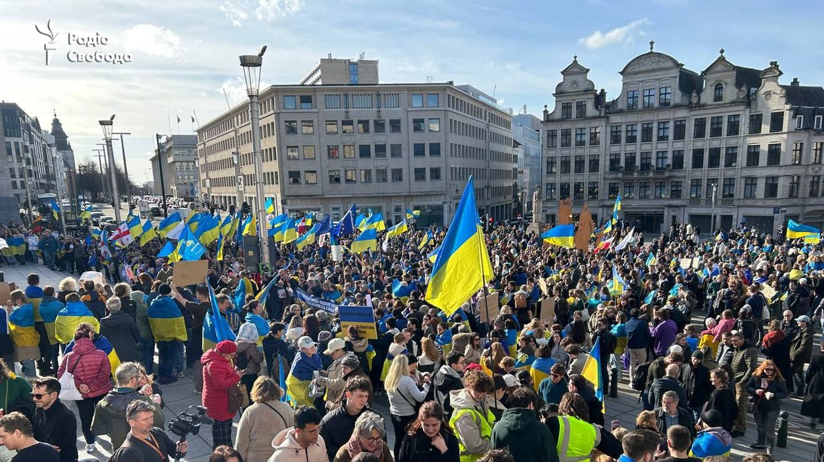 Pro-Ukraine rallies held in Prague and Brussels – photos | Ukrainska Pravda