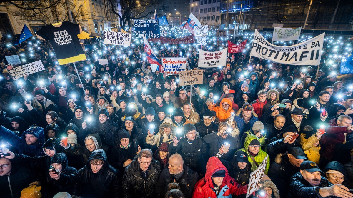 Slovakia witnesses massive protests against Fico government, with ...