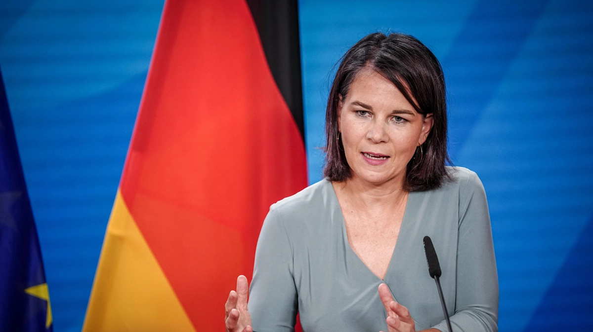 German Foreign Minister accuses Putin of preparing new "cold war ...