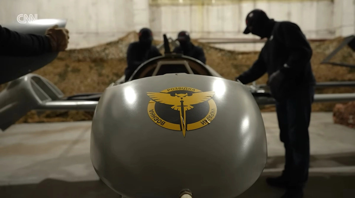 Ukrainian intelligence uses hundreds of decoy drones in deep-strike ...