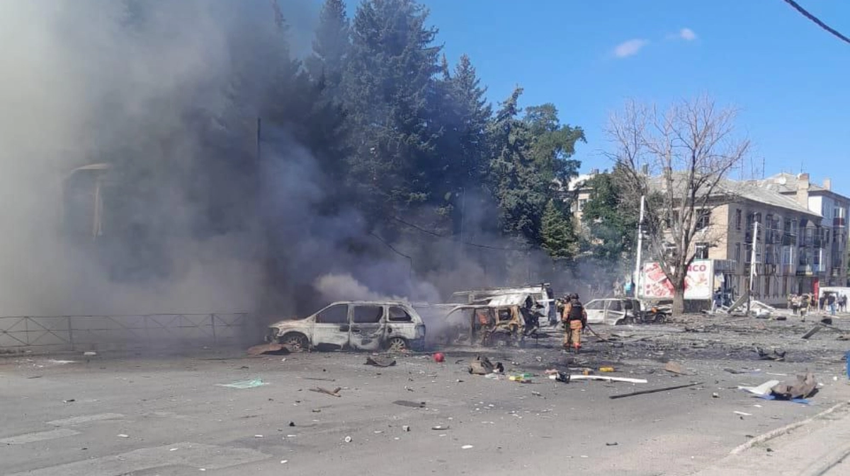 Seven dead and over 20 injured in Russian assaults on Donetsk and ...