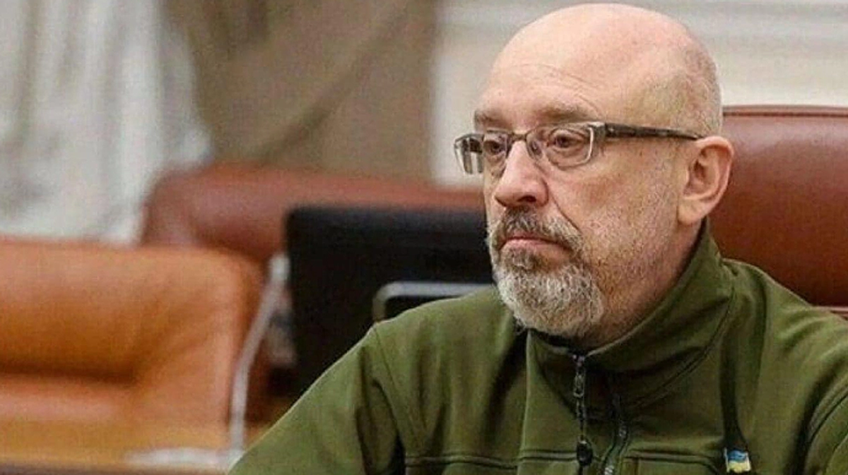 Defence Minister Reznikov predicts major Russian offensive in spring ...