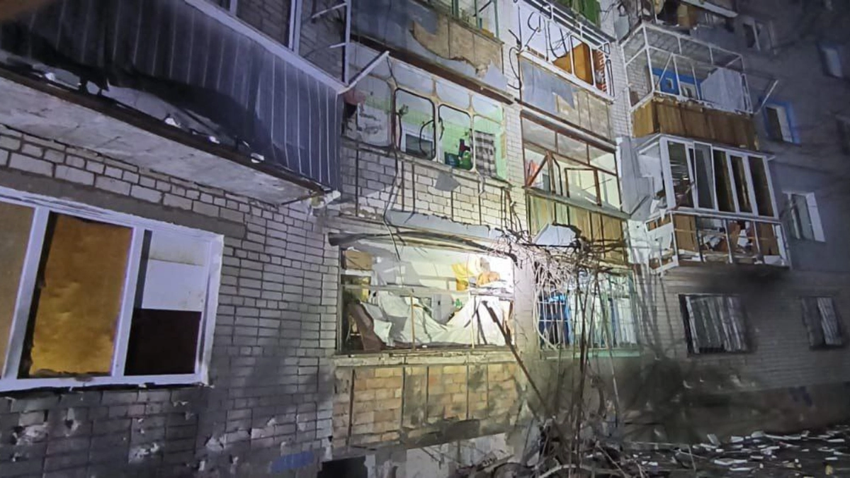 Russian shelling damages 5 high-rise apartment buildings in Marhanets ...